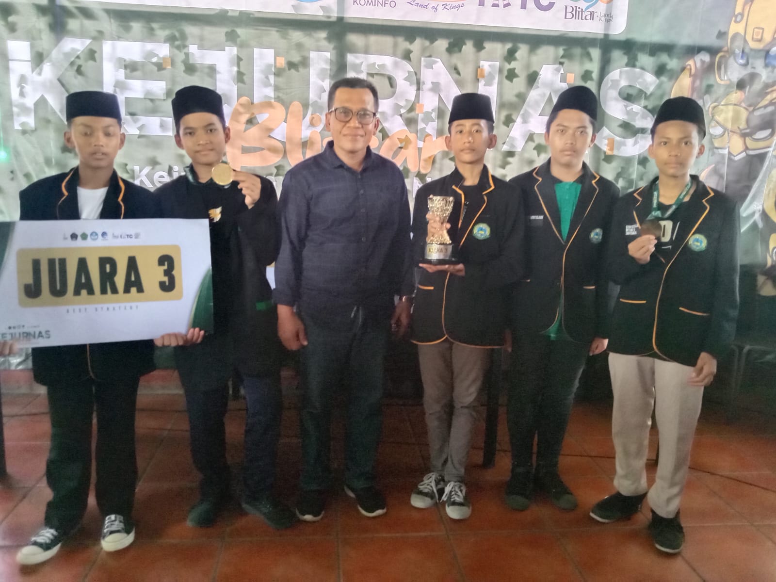 Tim Garuda MTsN 3 Jombang Raih Juara di Ajang Lomba Robotik Nasional